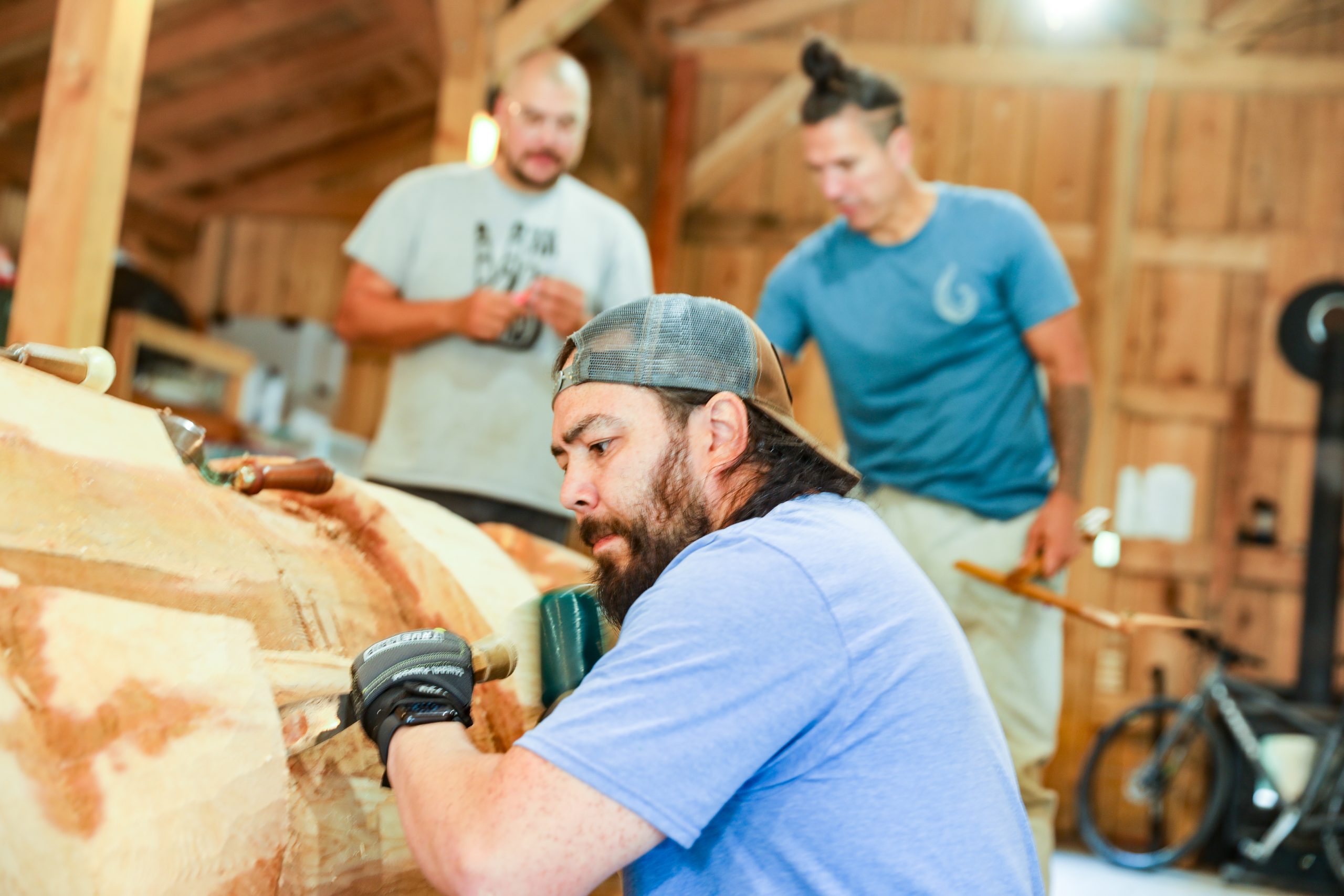 With local apprentices, three totem pole replications for Noow Hit are ...